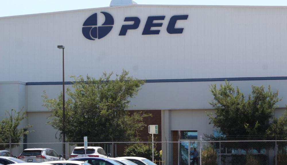 Frenan actividades en empresa de Silao por reparto de utilidades