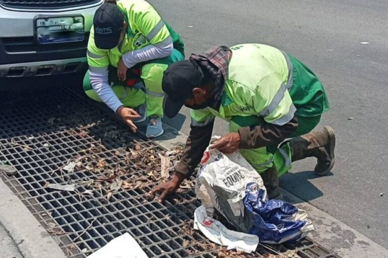 Recolecta SIAP 4.5 toneladas de basura tras primeras lluvias